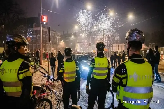 Politie heeft drukke nacht met heftige incidenten: veel geweld tegen ... Politie heeft drukke nacht met heftige incidenten: veel geweld tegen ...